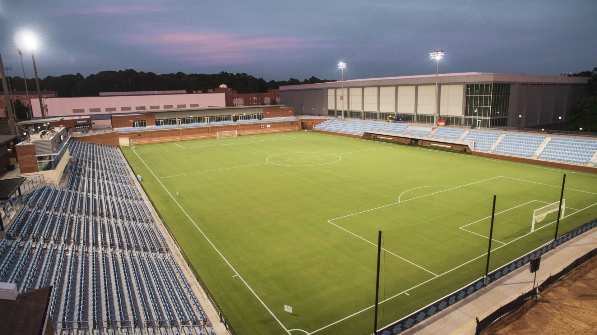 Scholarships at College | How to earn a scholarship | Athleticademix