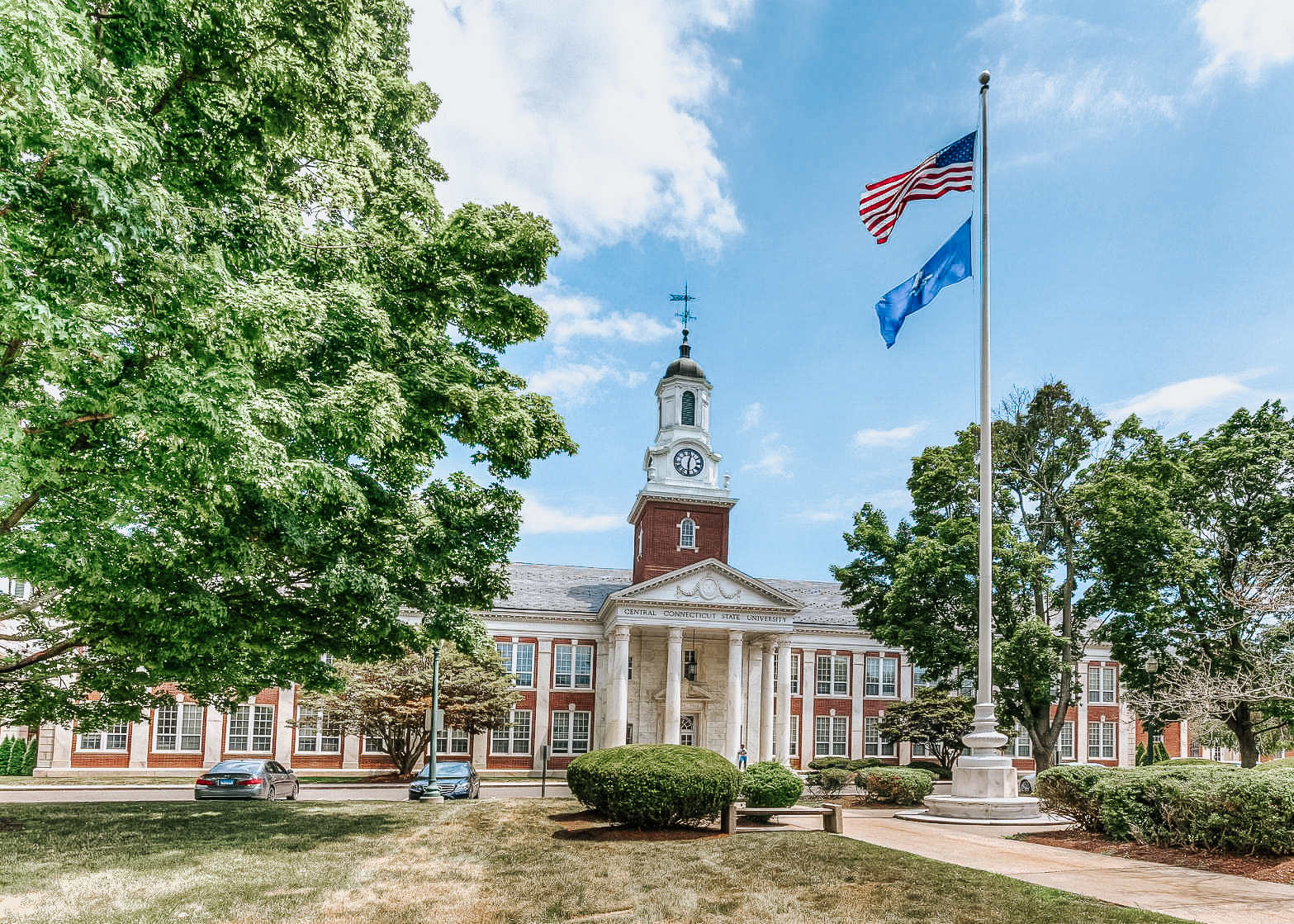 Central Connecticut State University | Athleticademix