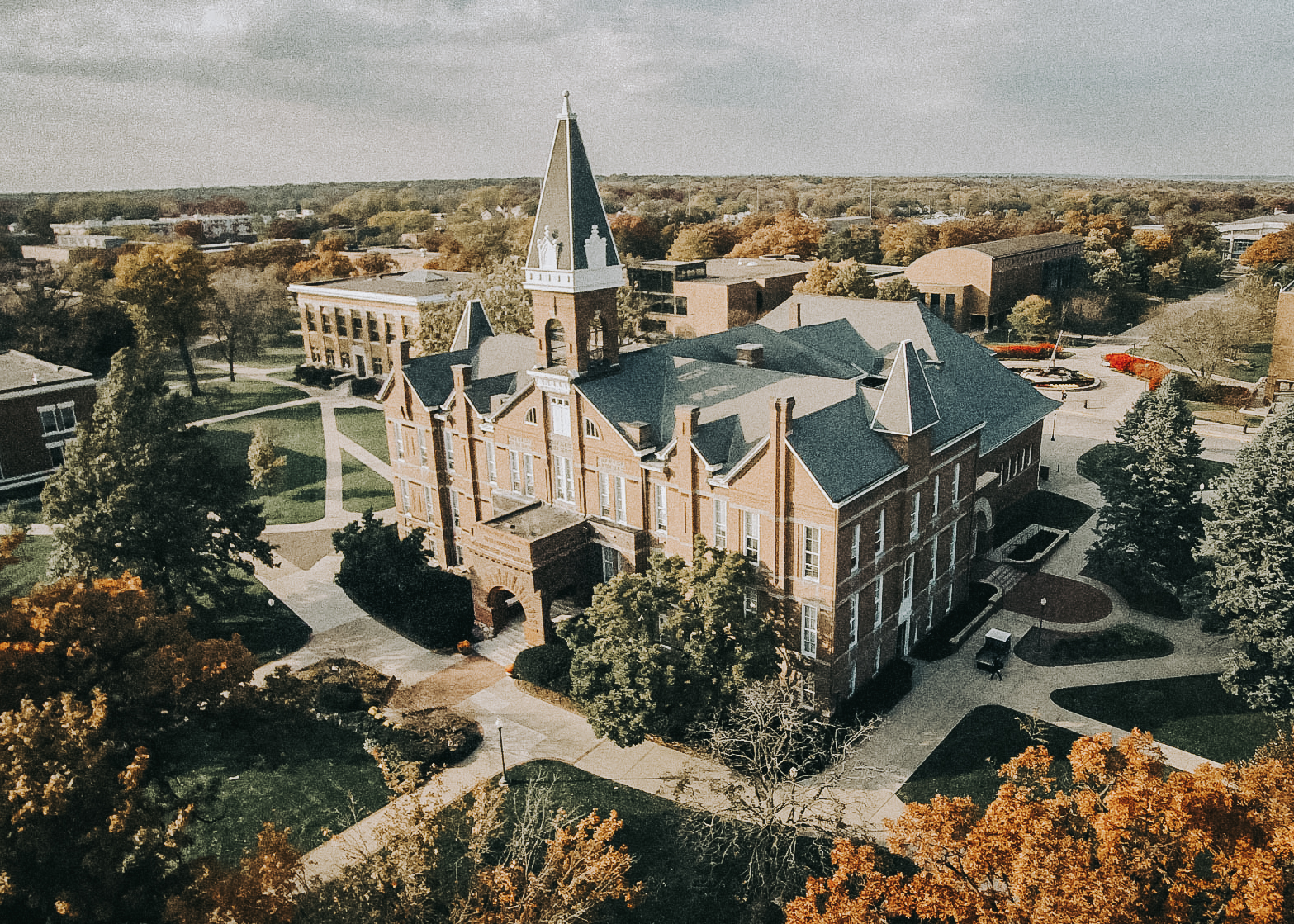 Drake University | Athleticademix